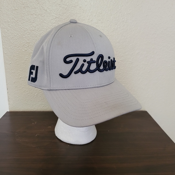 Titleist | Accessories | Titleist Light Grey Golf Tour Performance Cap ...